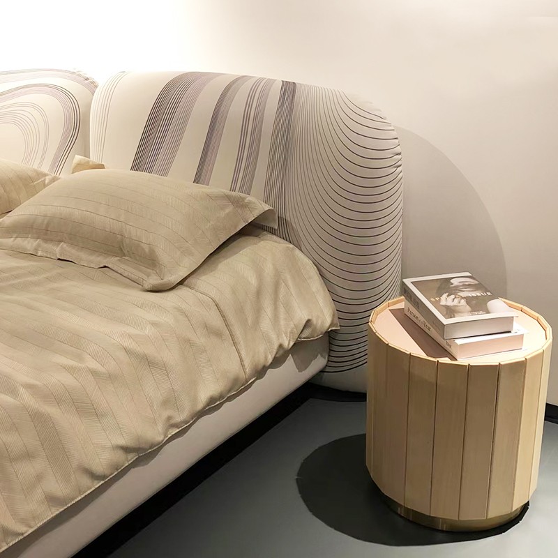 不锈钢软包家具 BAXTER巴克斯特 NINFEA 圆形床头柜 Pietro Russo设计客厅卧室多功能家用储物柜样板房床头柜